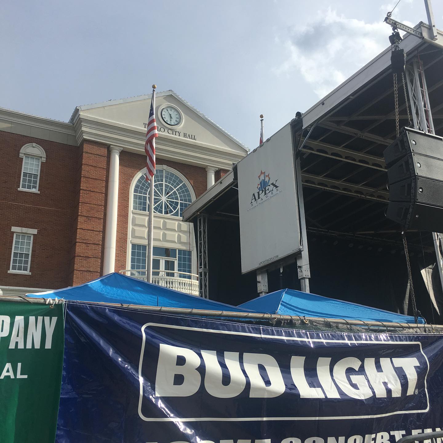 Pre concert shot | OurTupelo