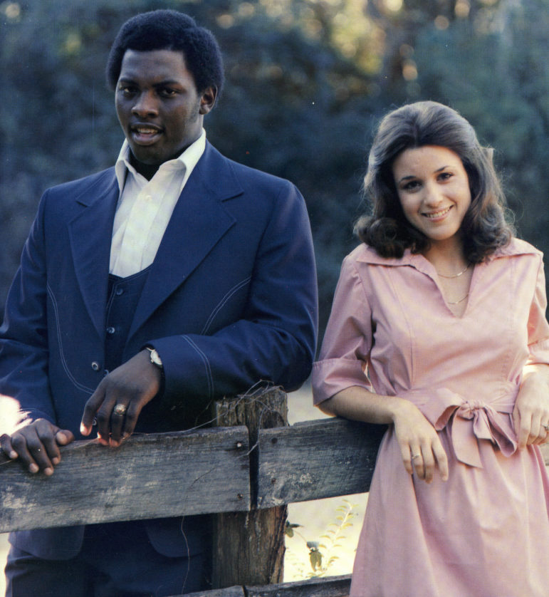 There’s a story behind this 44-year-old photo of ‘Colonel Reb’ and Miss Ole Miss | OurTupelo